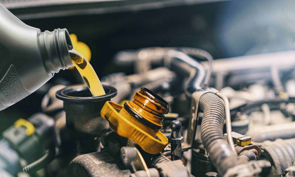 Benefits of Dealer Performed Oil Changes Over Quick Oil Services